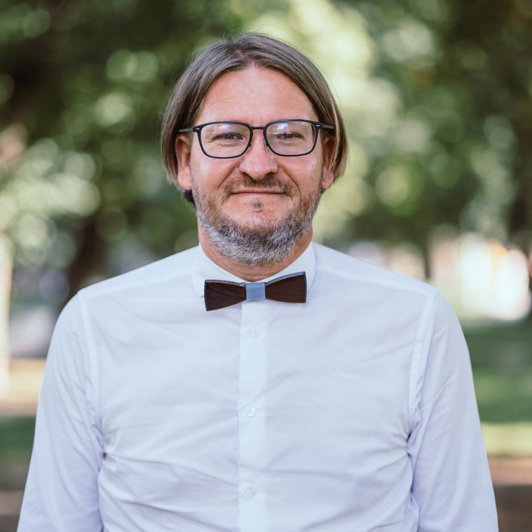 JUDr. Ladislav Mášik, LL.M., MBA | ĎALEJ PRE VÁS